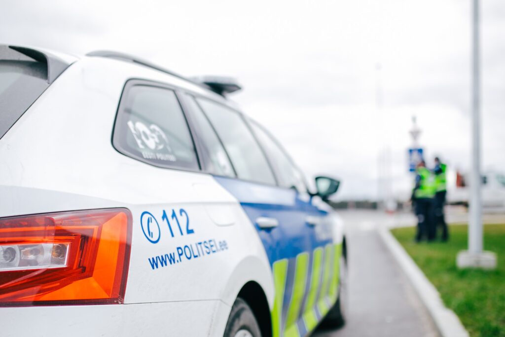 Telia lööb 2026-aastal hinnad22% üles, Tele2 ja Elisa annavad märku ...